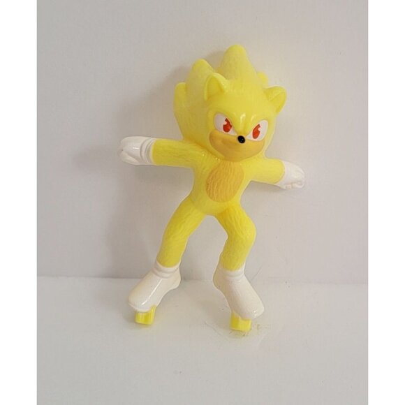 Sega | Toys | Sega Sonic The Hedgehog Yellow Plastic Figure 3 Toy ...